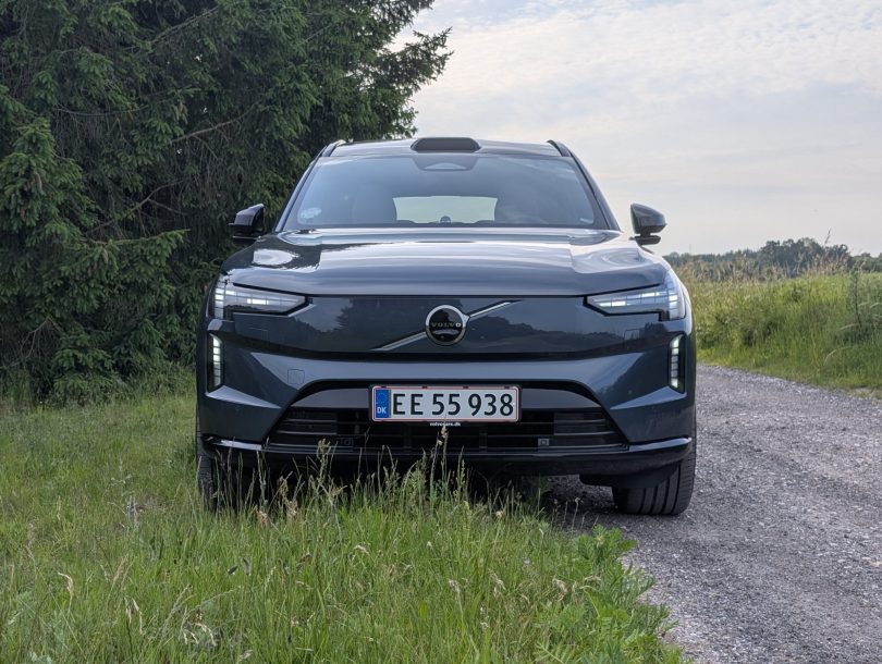 Test, bedømmelse og pris på Volvo EX90